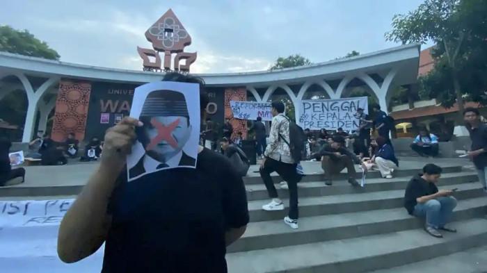Di balik viralnya klakson kalau kamu capek jadi WNI hingga foto Prabowo ...