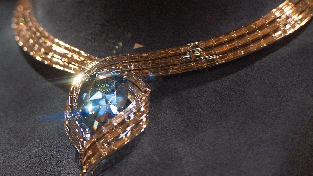 9 legendary curses of royalty and power