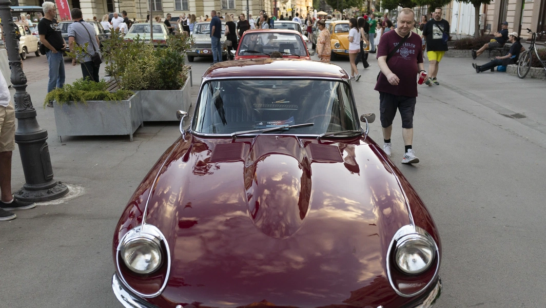 10 classic cars revived and restored