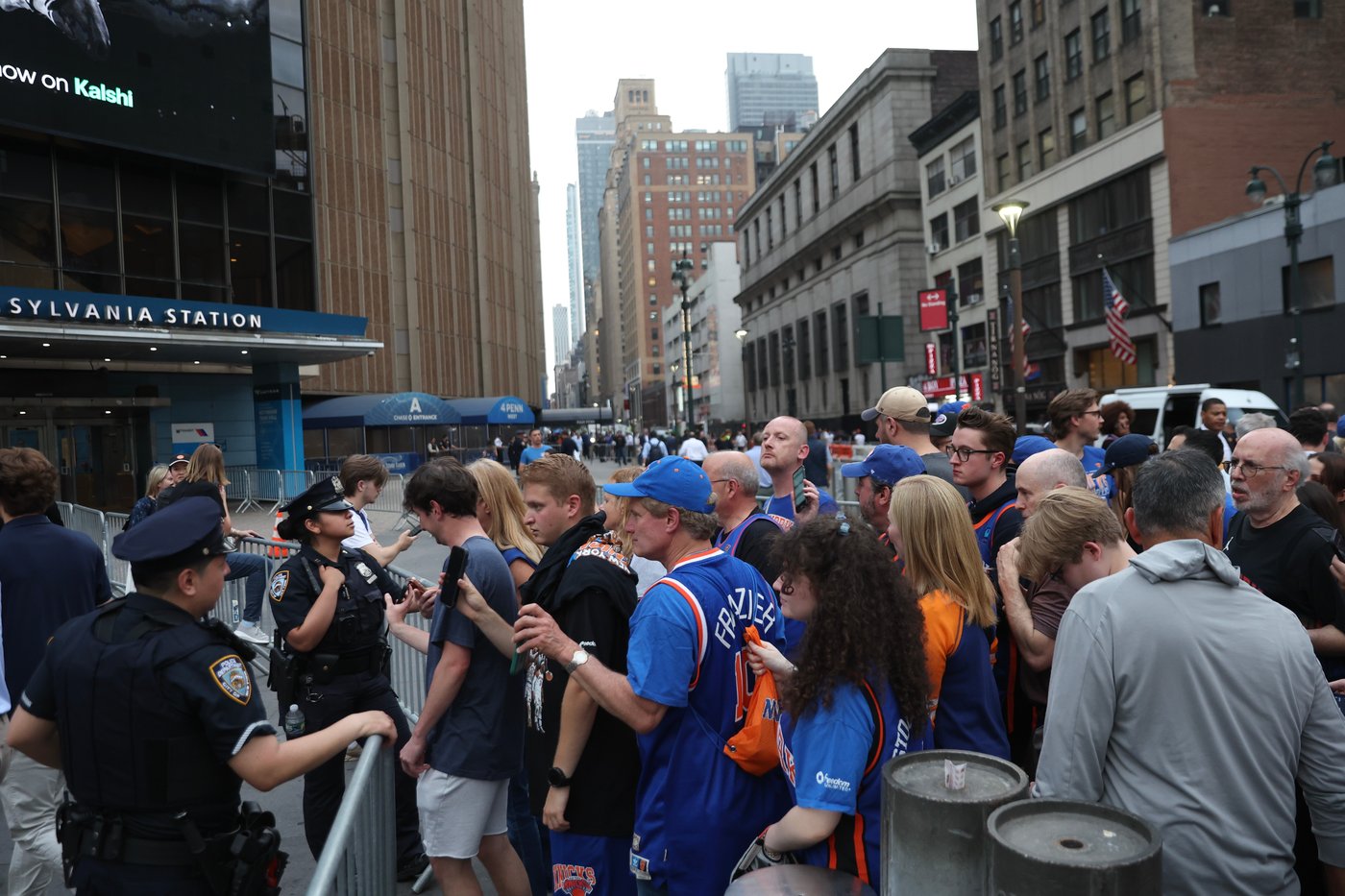A dream day for New York fans with Knicks on the road to clinch and ...