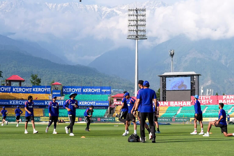 India vs Afghanistan live score, 1st ODI: Follow scorecard and match ...