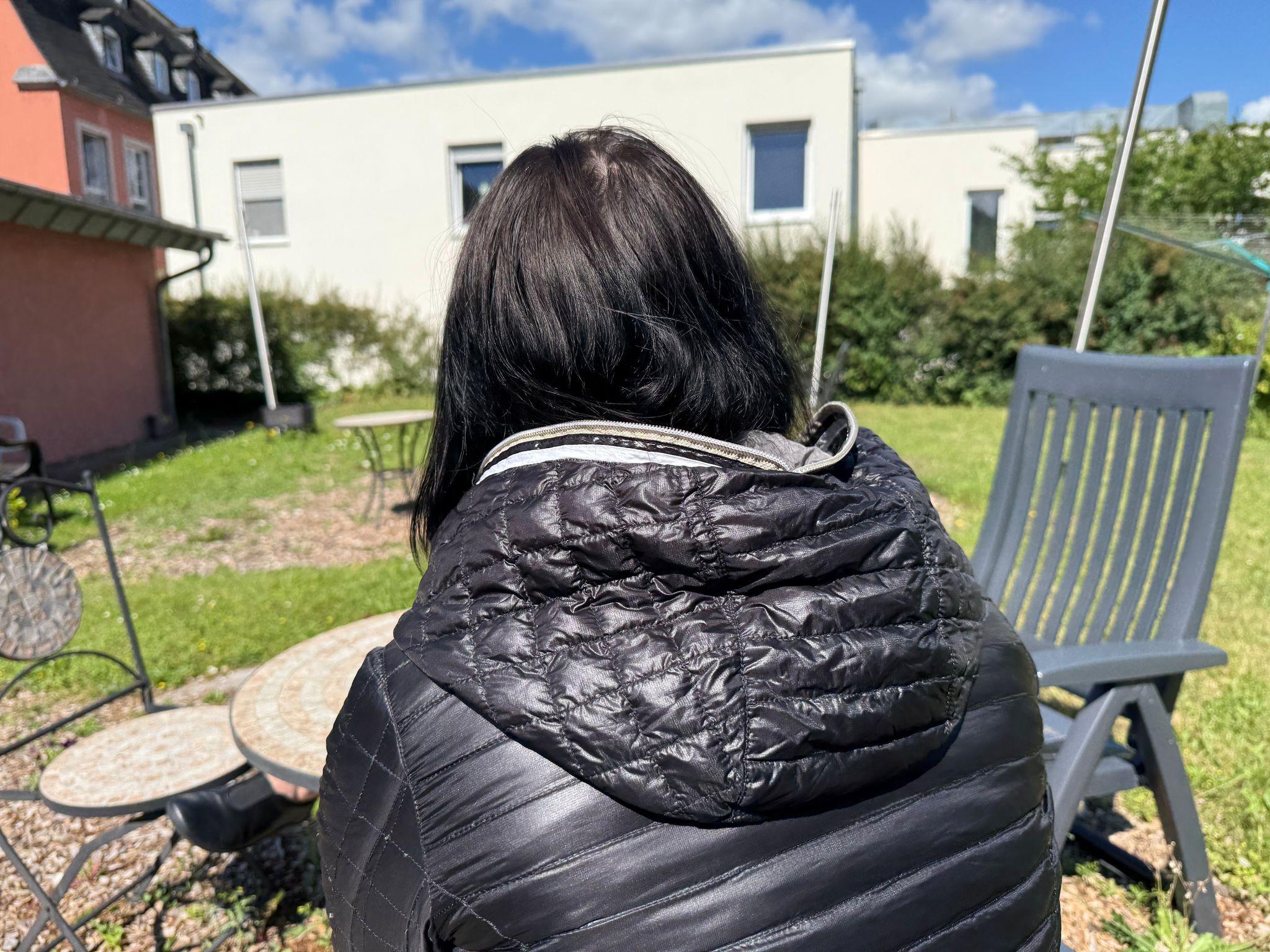 „Ich habe kein Geld“: Maria verlor alles: Immer mehr Frauen sind obdachlos