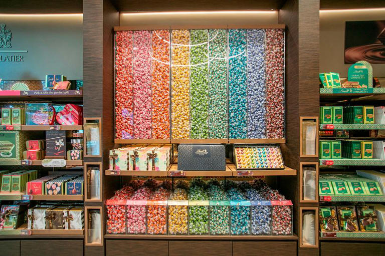 I went to Trafford Centre's new chocolate pick 'n' mix and got more ...