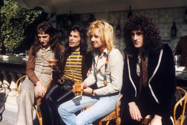 Legendary rock artist recalls Swindon star of music video