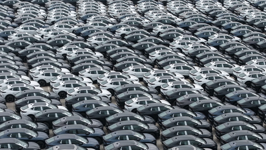 Michigan Democrats seek to block Chinese EVs at land borders