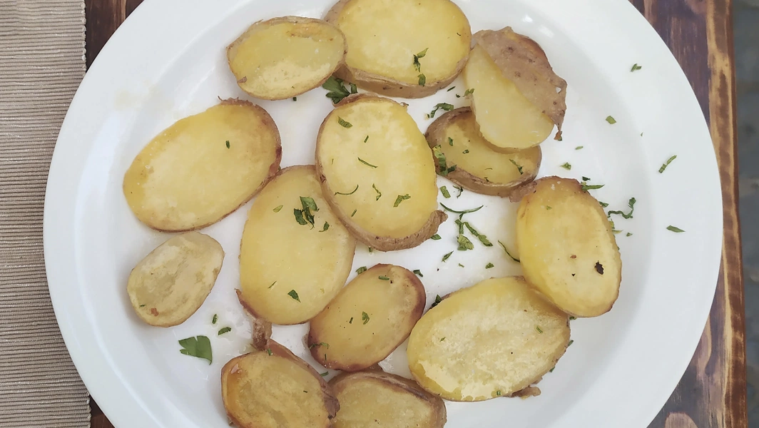 Master the art of crispy roasted potatoes