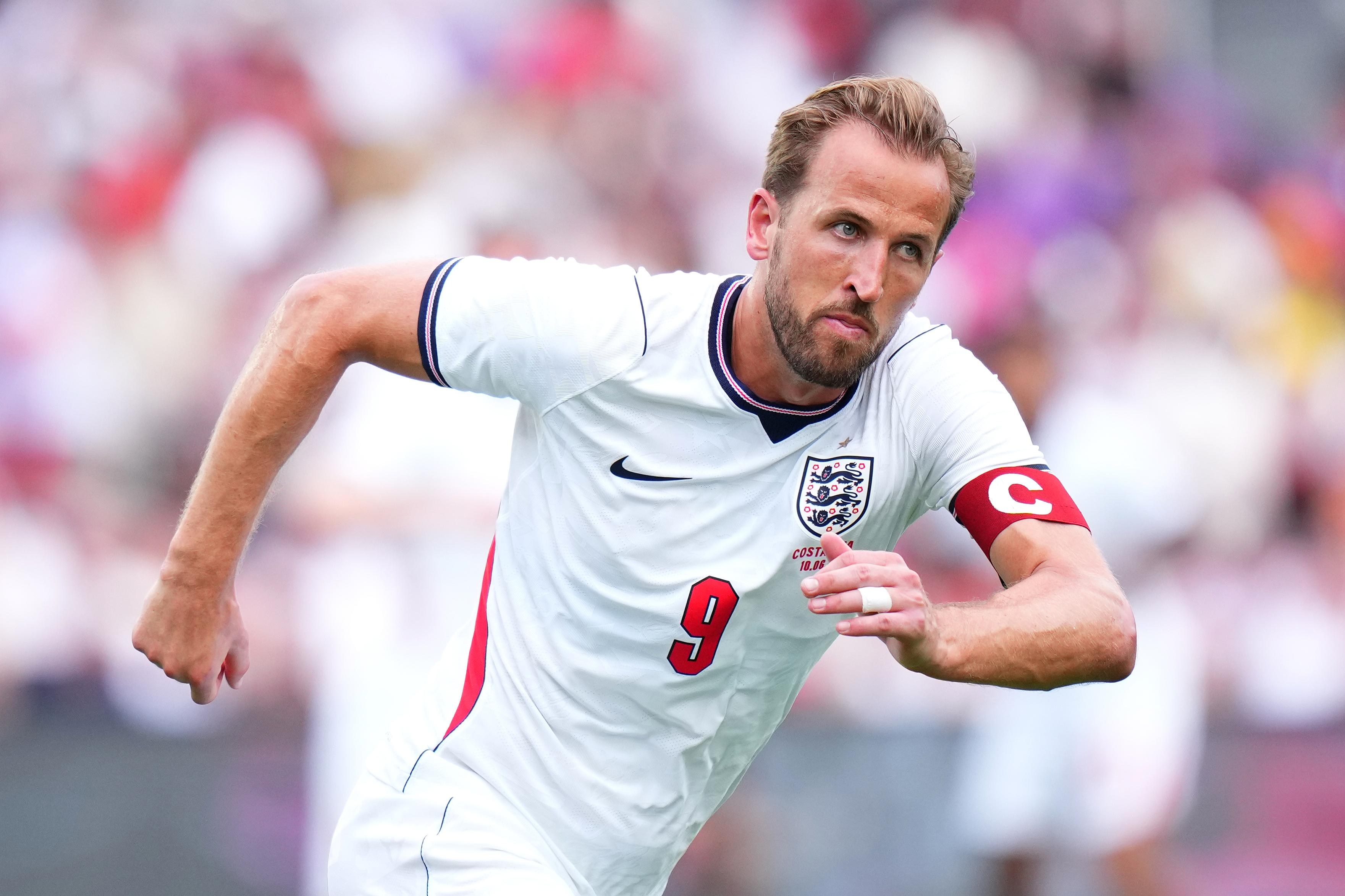 Welcome to America! England’s boots, equipment stolen