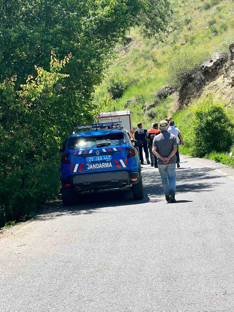 Erzurum’da acılı piknik: Köprüde barfiks çekerken dereye düşen genç ...