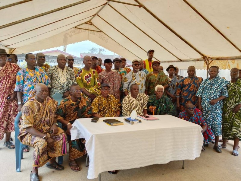Abobo Anonkoua-Kouté : Le chef du village Sekoua Aloukou Clément ...