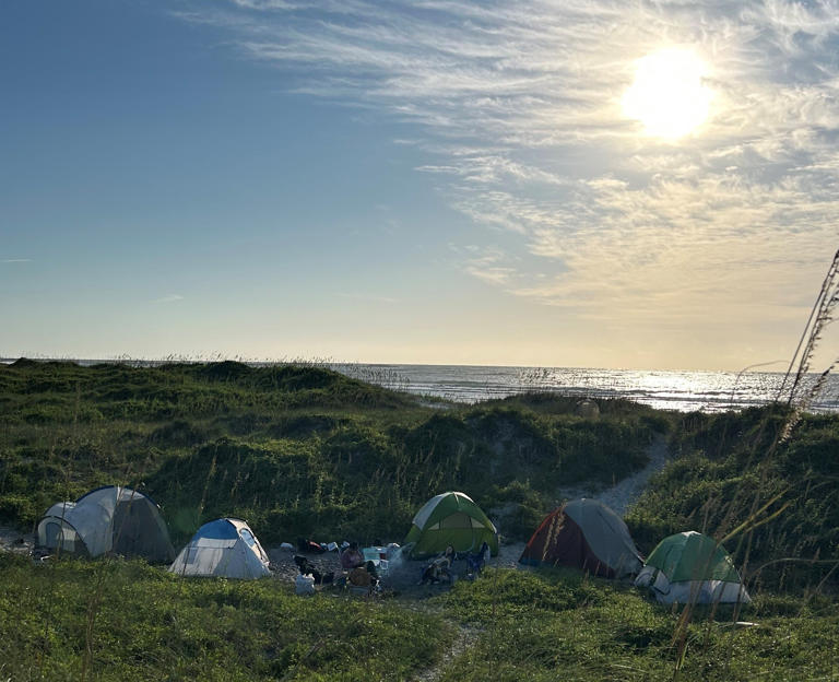 Is it legal to camp on the beach in North Carolina?