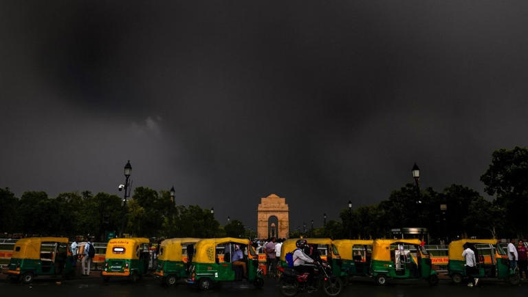 Will it rain in Delhi today? IMD issues yellow alert. Here's what to expect