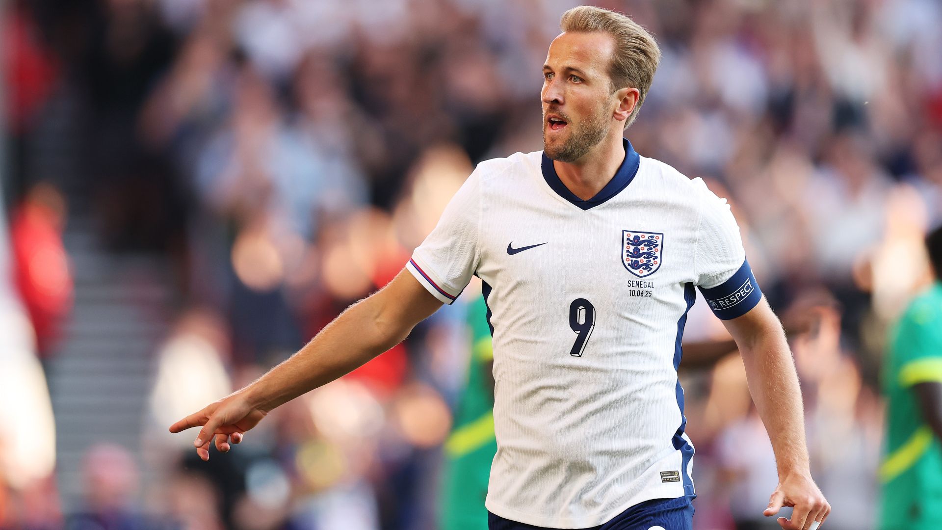 Noticia bomba en el Mundial: roban a Inglaterra equipaciones, botas ...