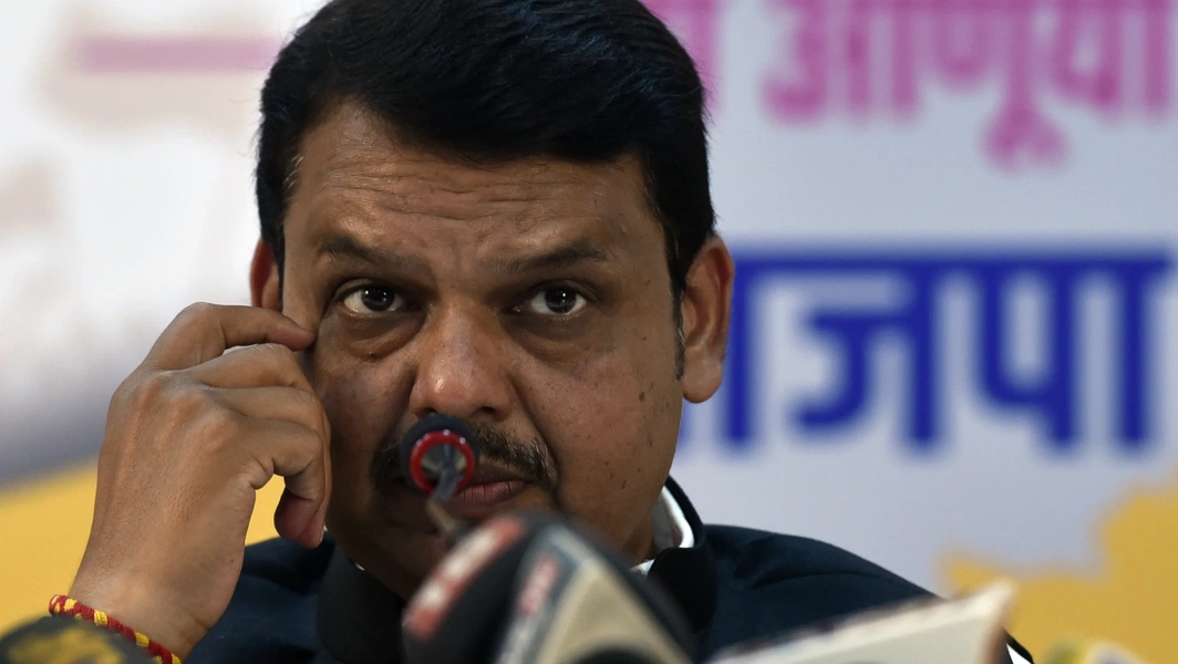 Fadnavis backs police in comedy row, stresses dignity limits