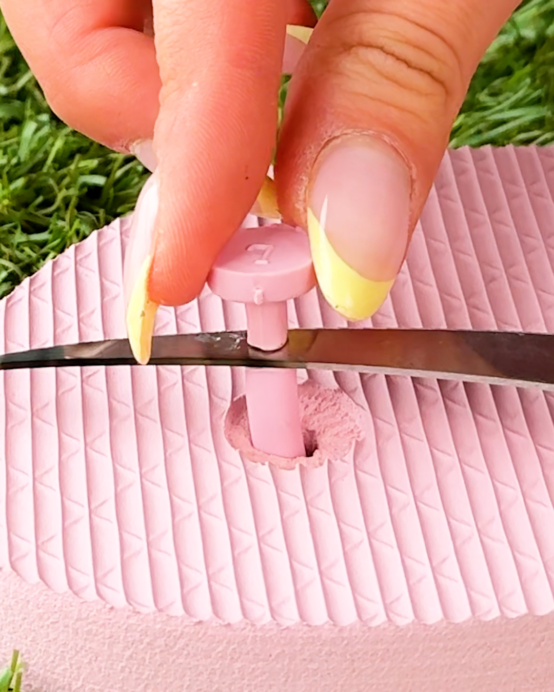 Get your flip flops back in action with this hack🩴