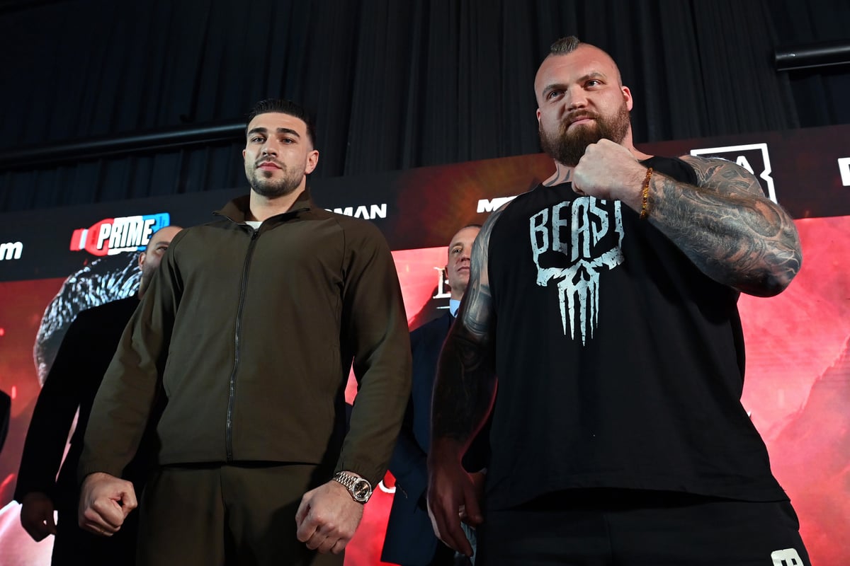 Fury vs Hall: Fight time, rules, weight, odds and ring walks tonight