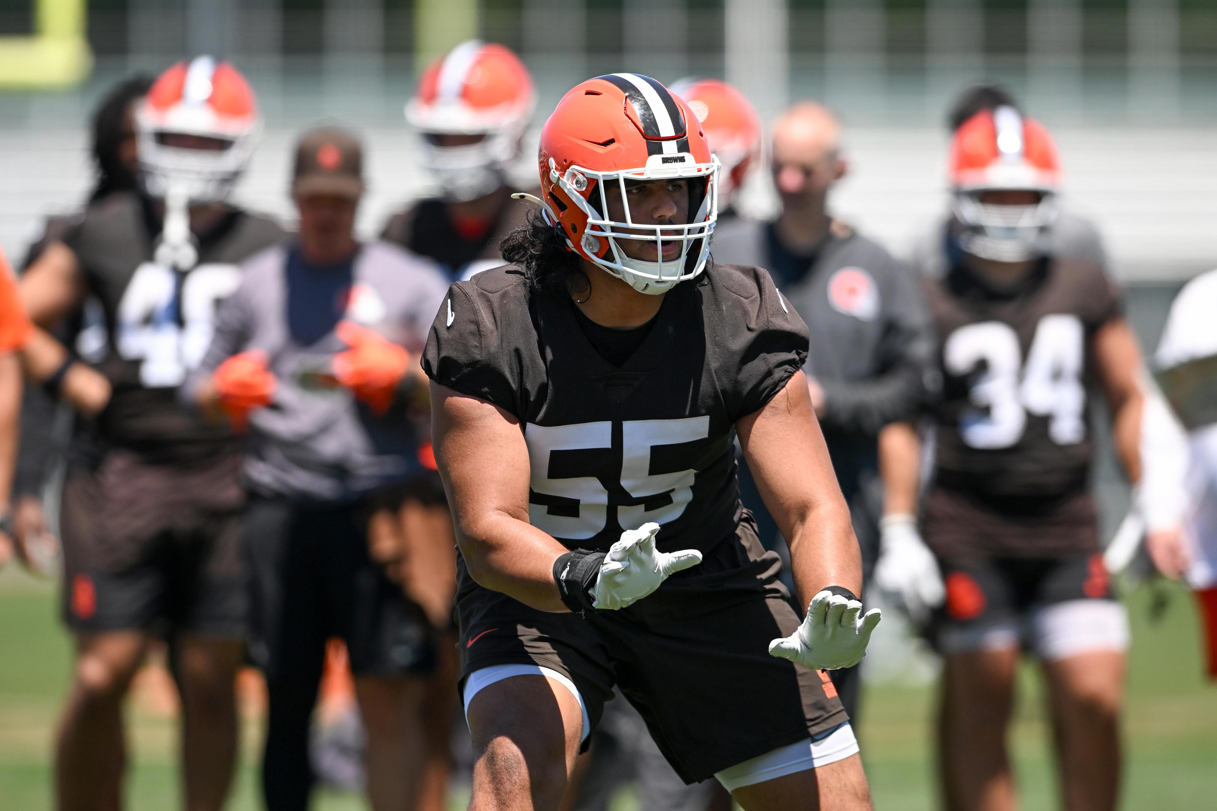 Saturday Dawg Chow (6/13): Spencer Fano flexing his muscles
