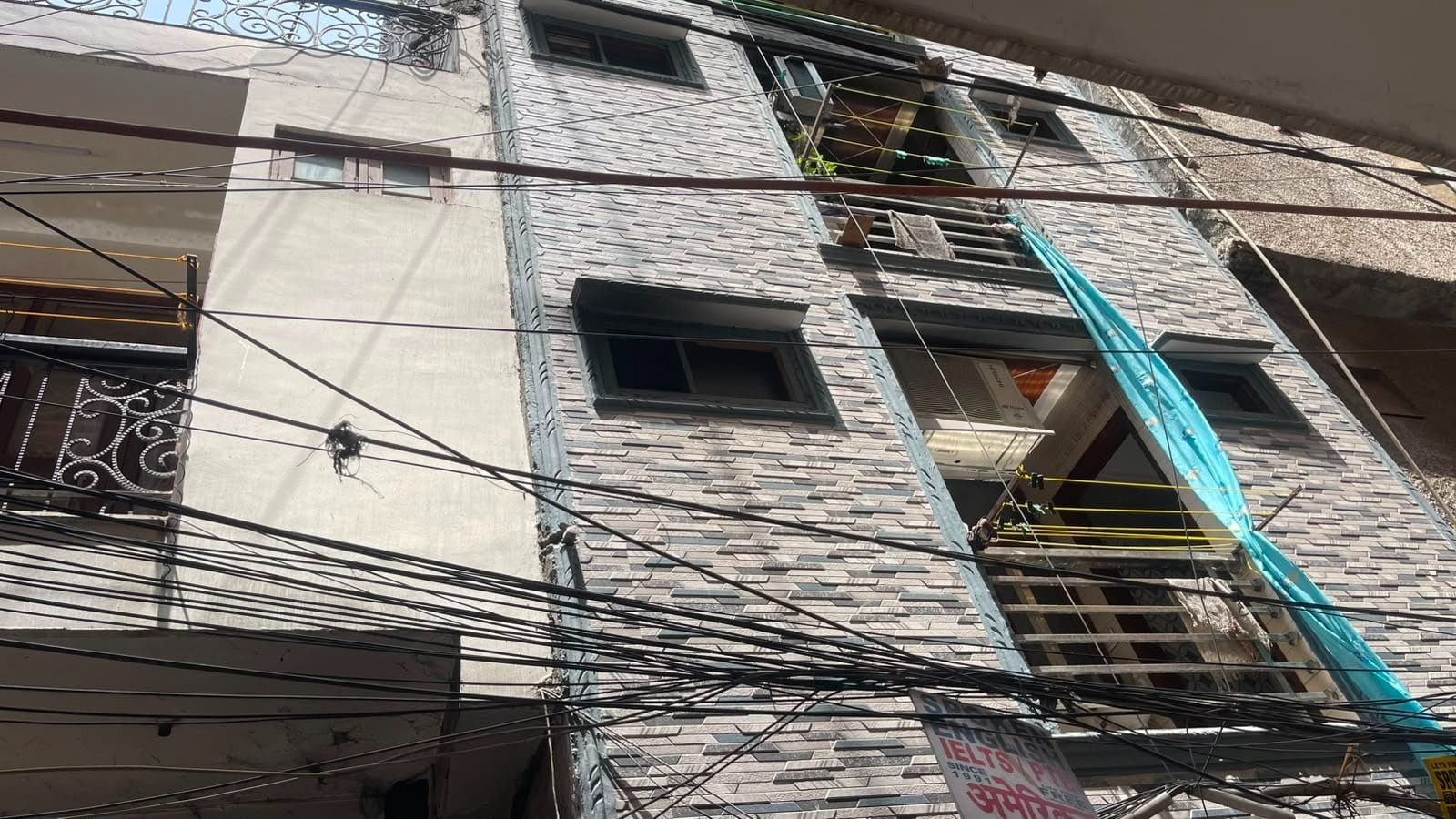 Govindpuri fire: Man went back into burning building to save family ...