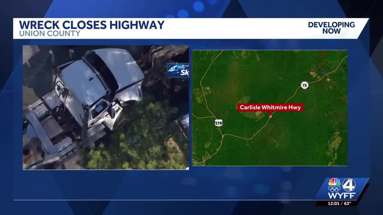 Multi-tractor trailer crash shuts down Union County highway