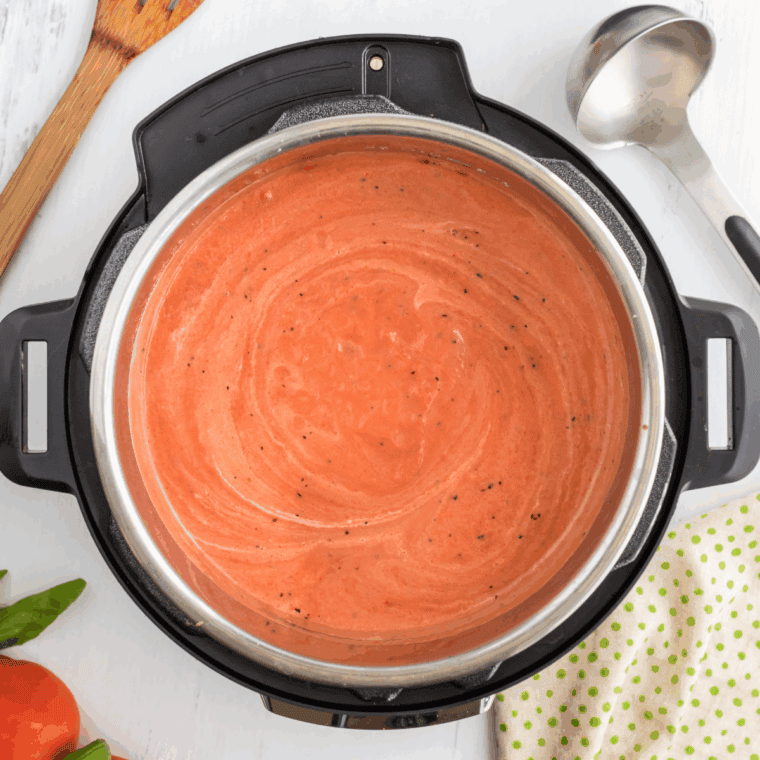46 cozy fall soups & stews for chilly autumn nights