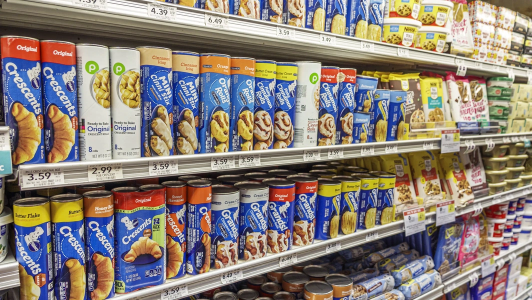 Reviewing Pillsbury’s Poppin’ Flavor biscuits and rolls