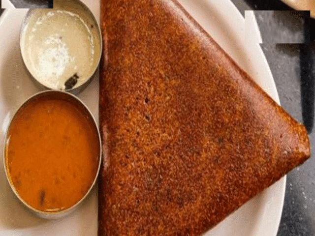 Rava dosa making tips: Why does rava dosa stick to a new pan? If you ...