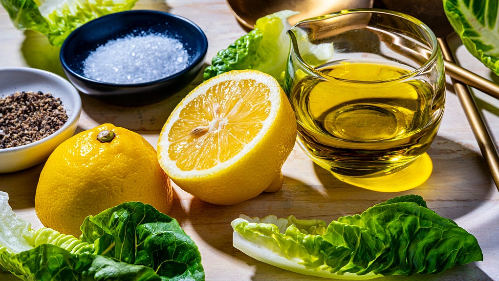12 flavorful salad dressings and their health benefits