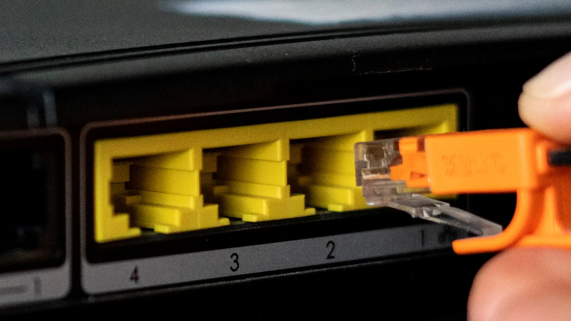 He cambiado un único cable de mi router WiFi y ahora mi conexión vuela ...