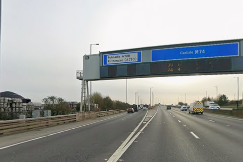 Glasgow driver 'rammed on motorway' by three men with weapons in ...