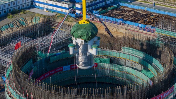 Meloni bricht Tabu: Italien eilt zurück zur Atomkraft – sogar auf See