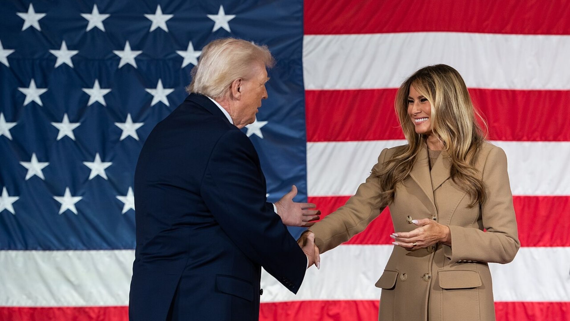 Melania Trump shock: Trump's bizarre, defensive comments about FLOTUS ...