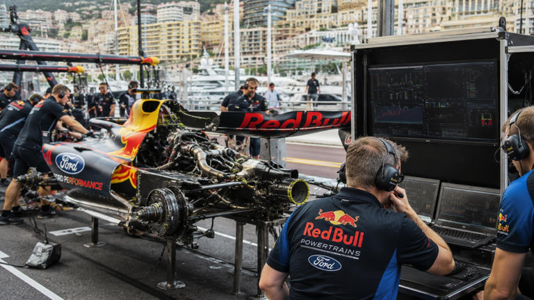 Red Bull built F1’s benchmark engine, so why is Red Bull questioning ...