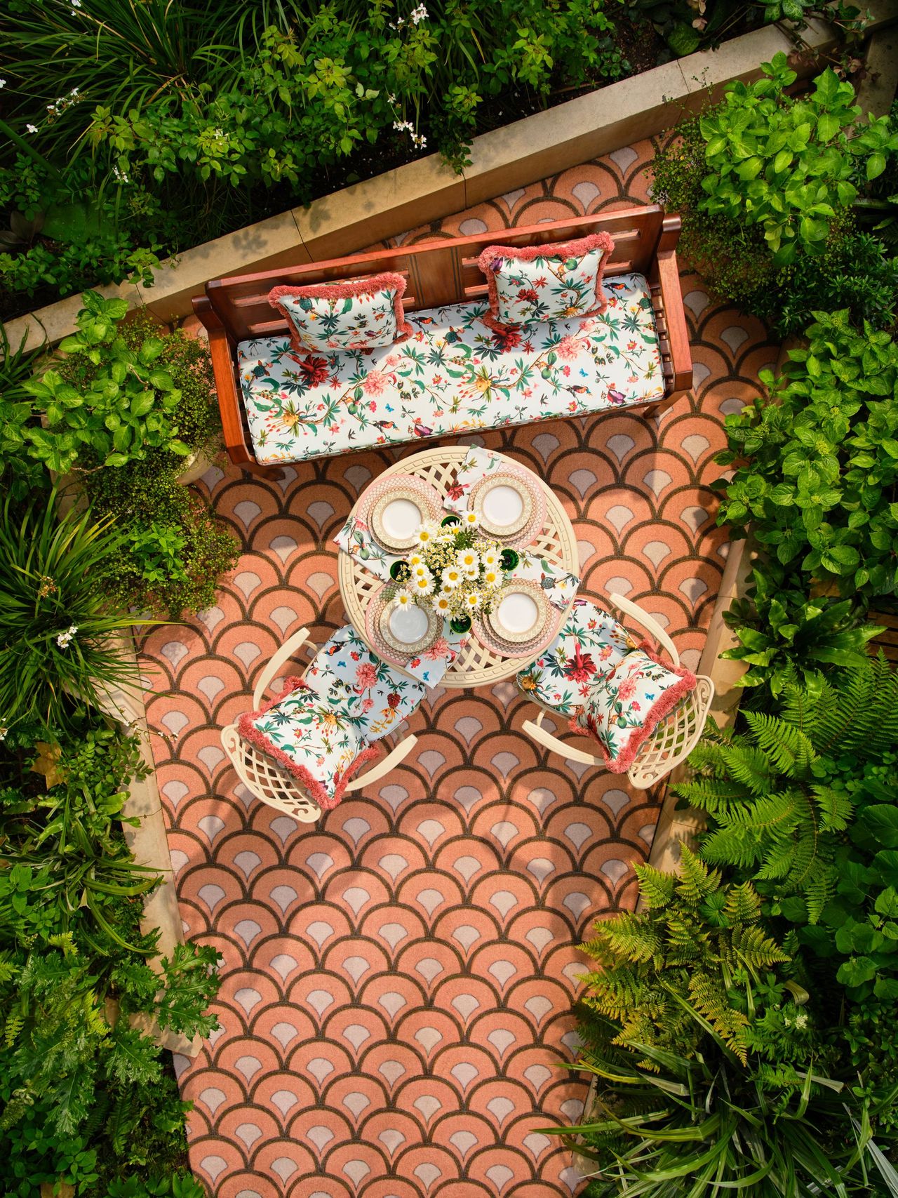 The Dorchester Hotel's 'Summer Garden' is my outdoor dining inspiration
