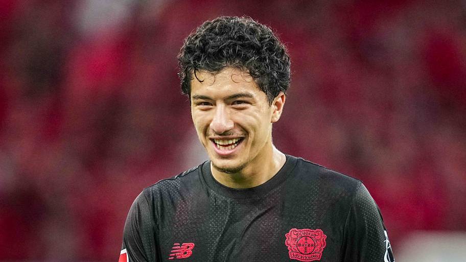 Tottenham in the race to sign Algeria's answer to Diego Maradona