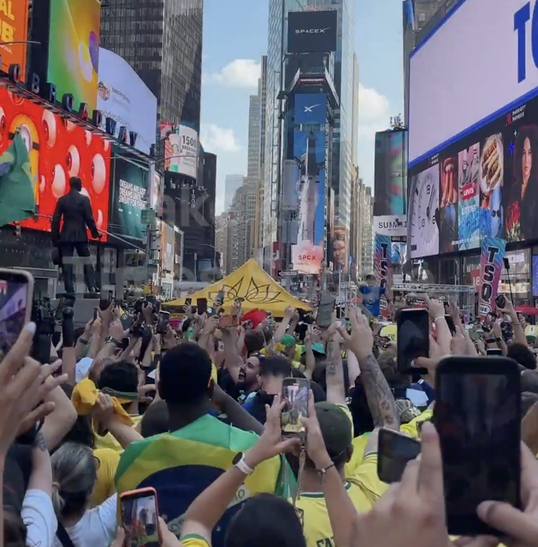Braziliaanse fans nemen New York over