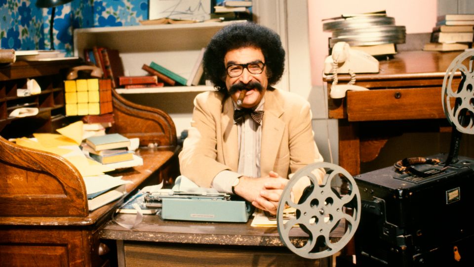 Gene Shalit, longtime 'Today' show movie critic with bushy hair and ...