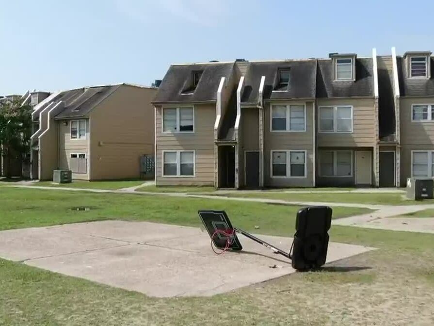 Tenants at The Willows must move out as new owners plan major renovation