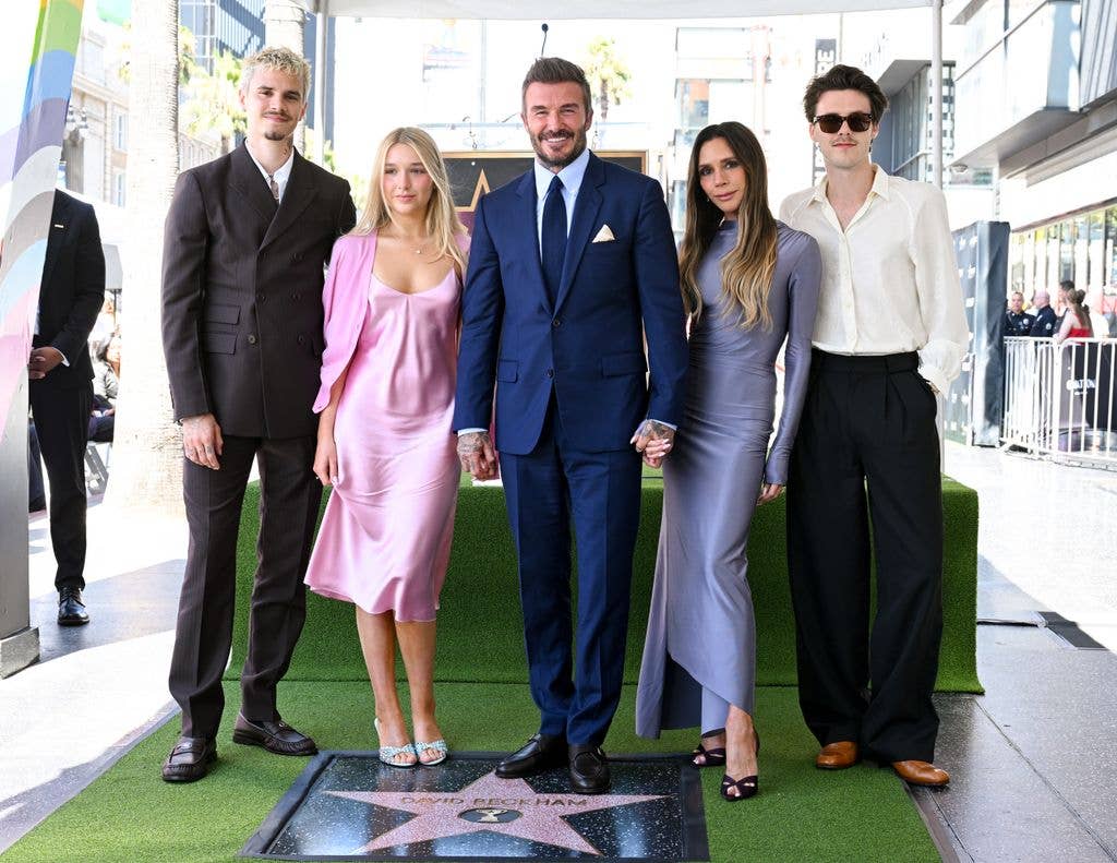 Brooklyn and Nicola respond to Harper Beckham's 'choreographed' letter ...