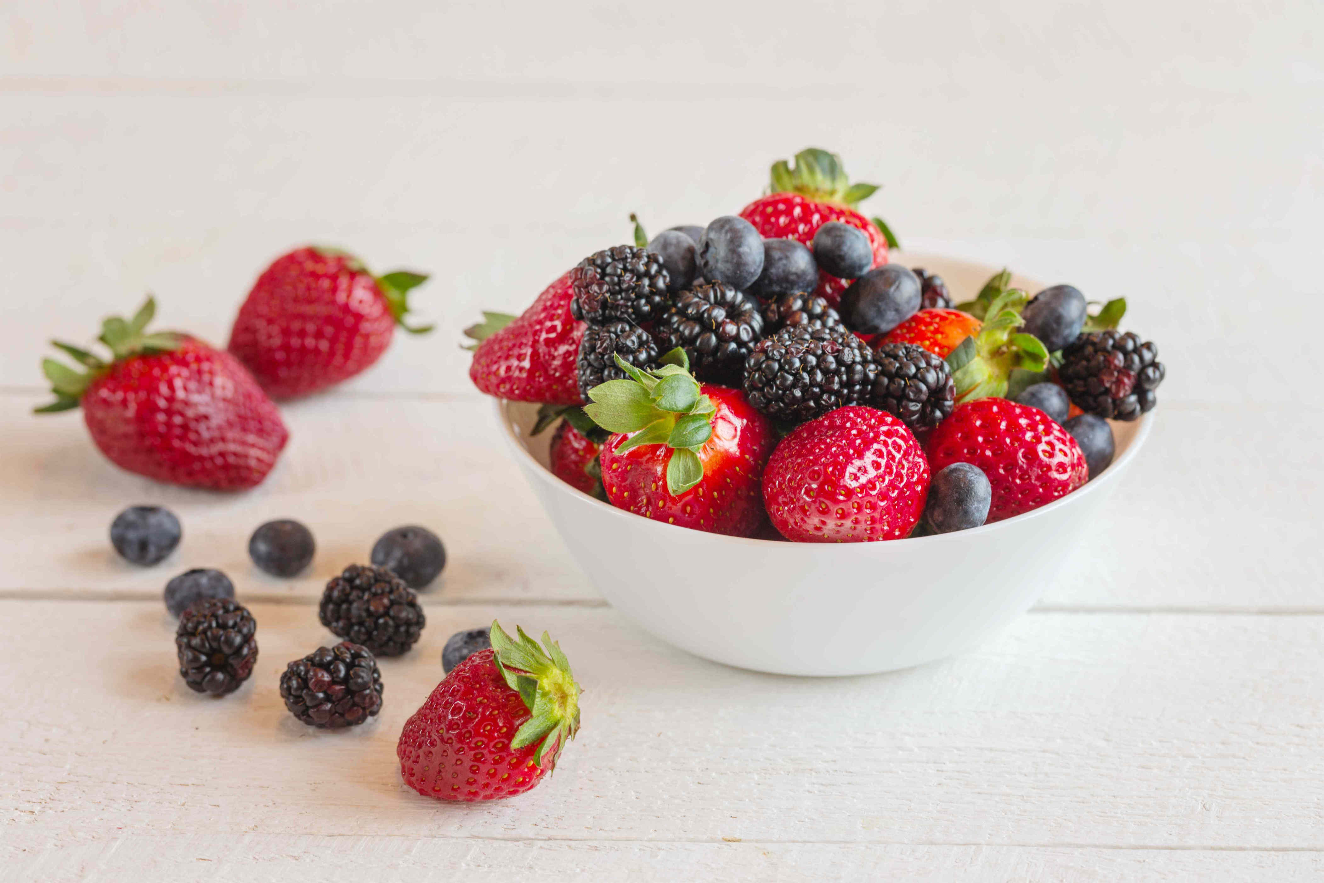 Ban moldy, mushy berries with the storage hack shoppers swear keeps ...