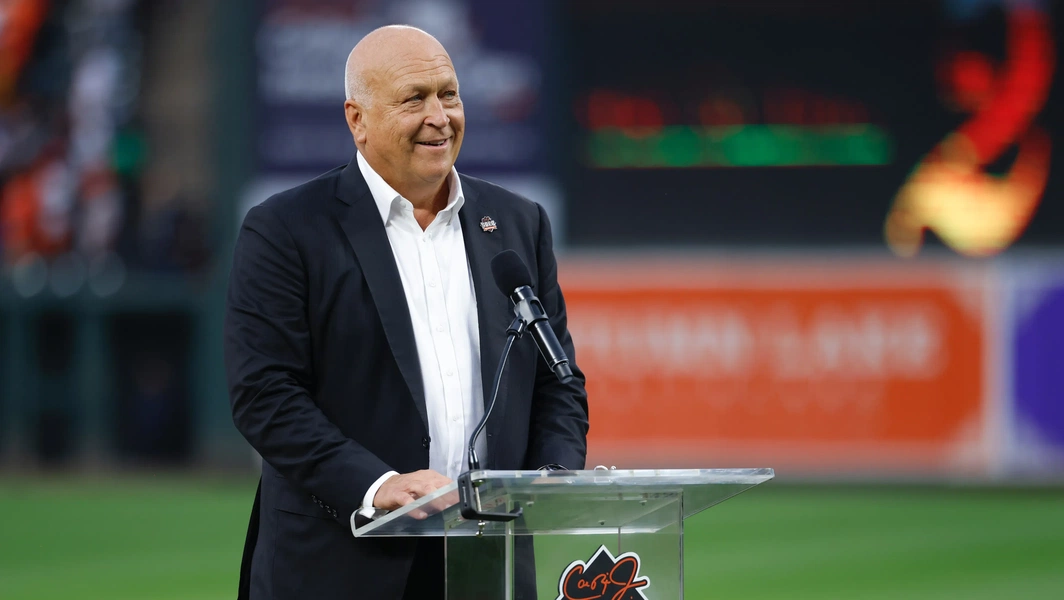 15 unbreakable records in sports history