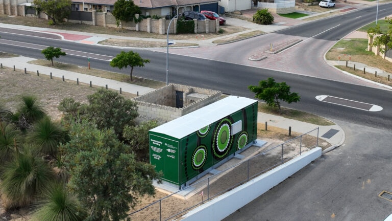 Call for legislated renewable energy target as community batteries ...