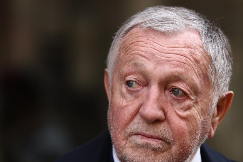 Aulas se met en retrait après une plainte pour viol visant son ...