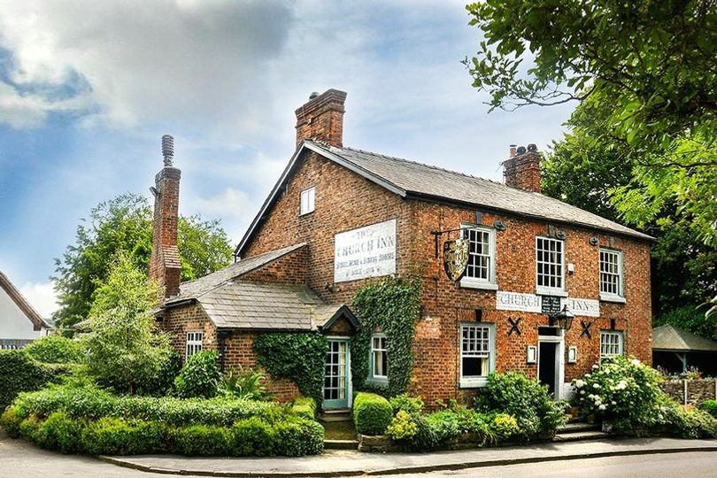 Historic 'quintessential' village pub loved by footballers and celebs ...
