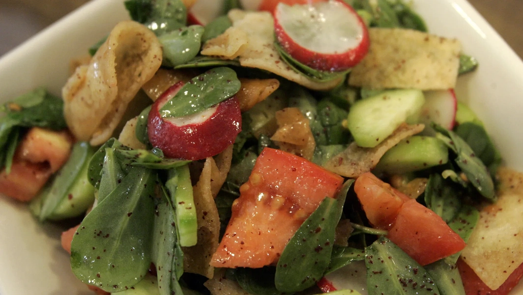 13 fresh and flavorful salads from around the world