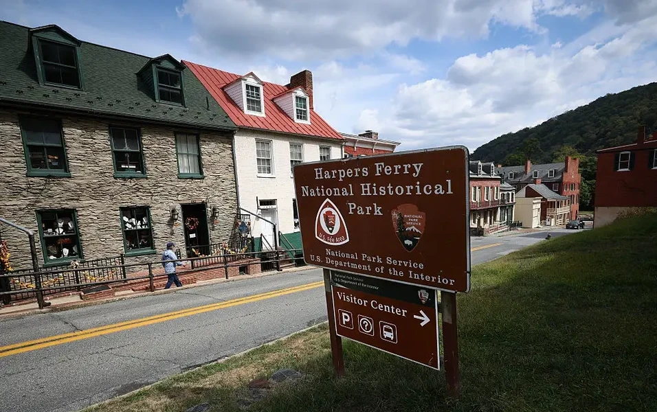 Judge orders Trump admin to restore censored park exhibits