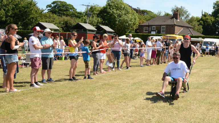 Village revives pub-to-pub barrow race