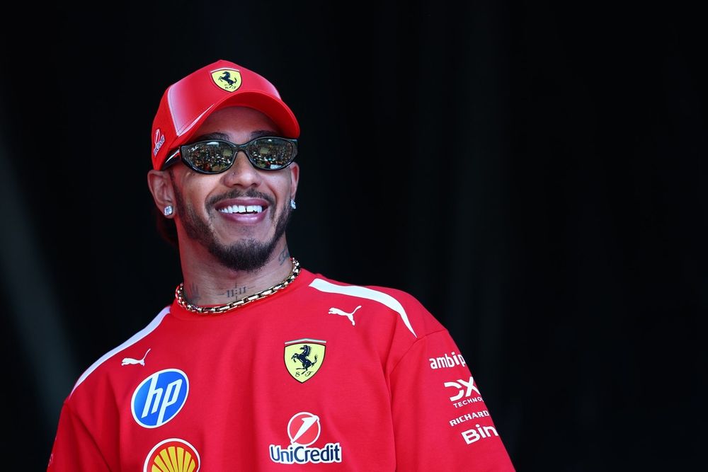 Hamilton worstelt met grip en hitte: "Banden na één ronde op"