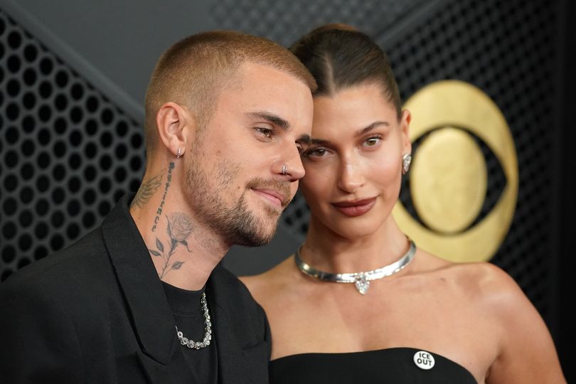 Hailey Bieber fumes 'what the hell is going on' as she's papped at ...