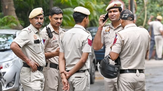 Bike showroom manager beaten, stabbed to death in Bihar; CCTV captures ...