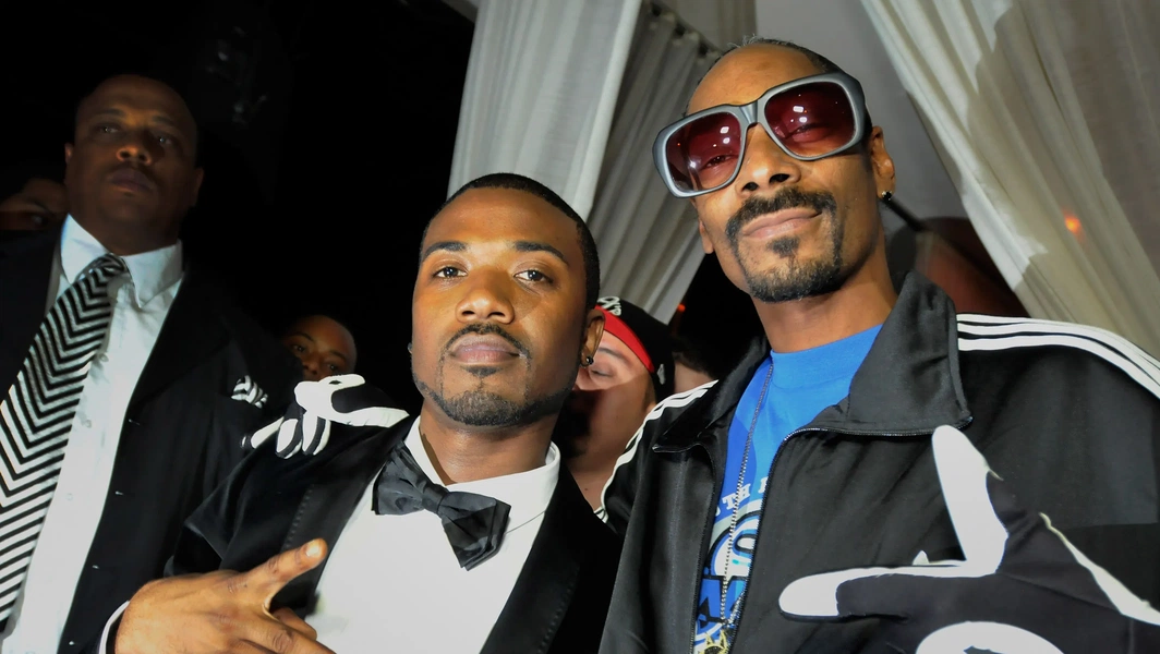 14 surprising celebrity family connections
