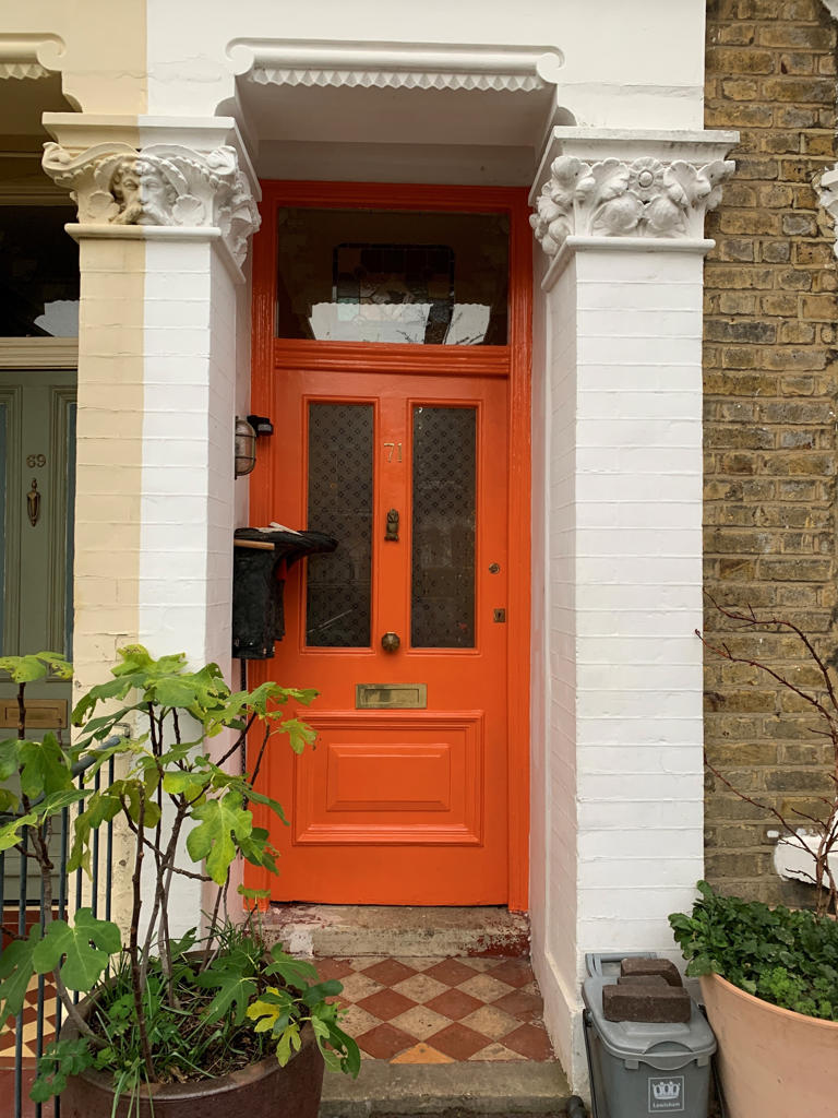 Avoid these 3 front door colors for better curb appeal, warn designers